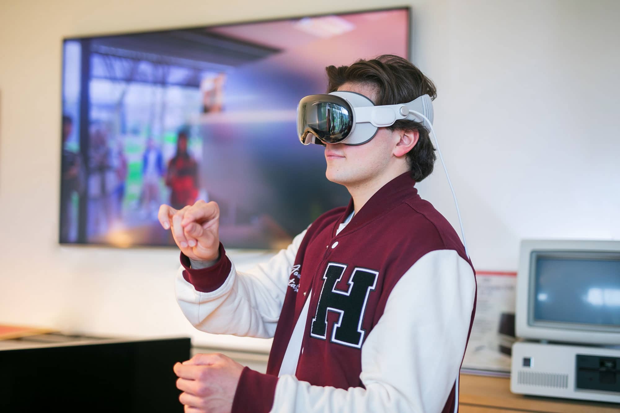 Tecnologie esponenziali: come usiamo AI, AR/VR, spatial computing | H-FARM