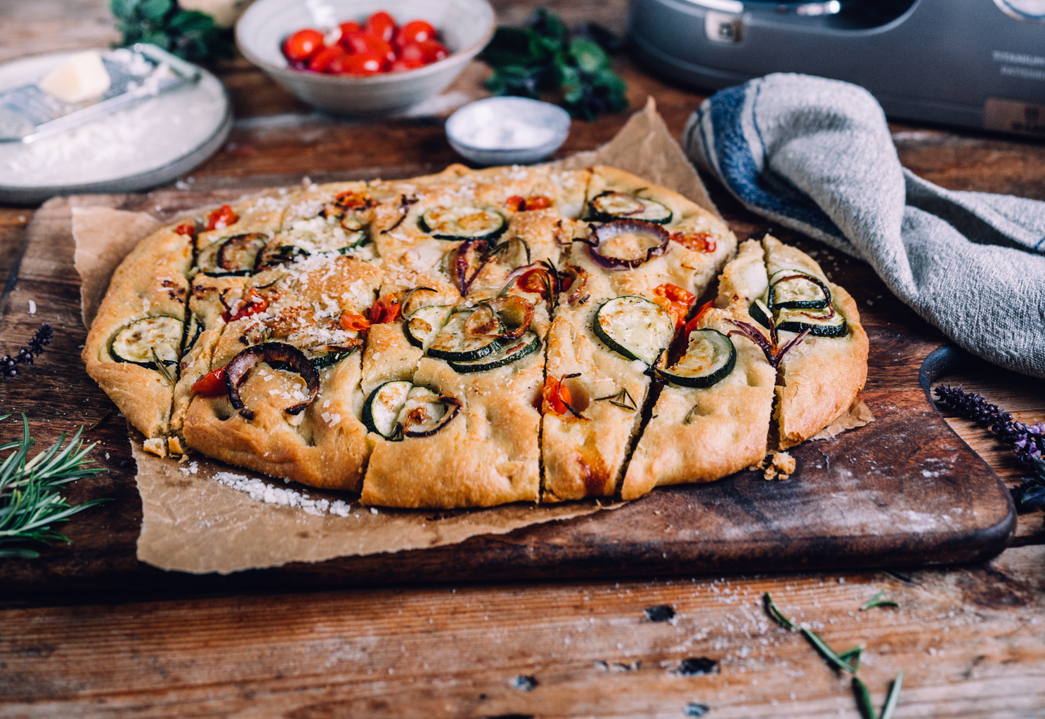 Mediterrane Focaccia mit Zucchini | Kenwood Club
