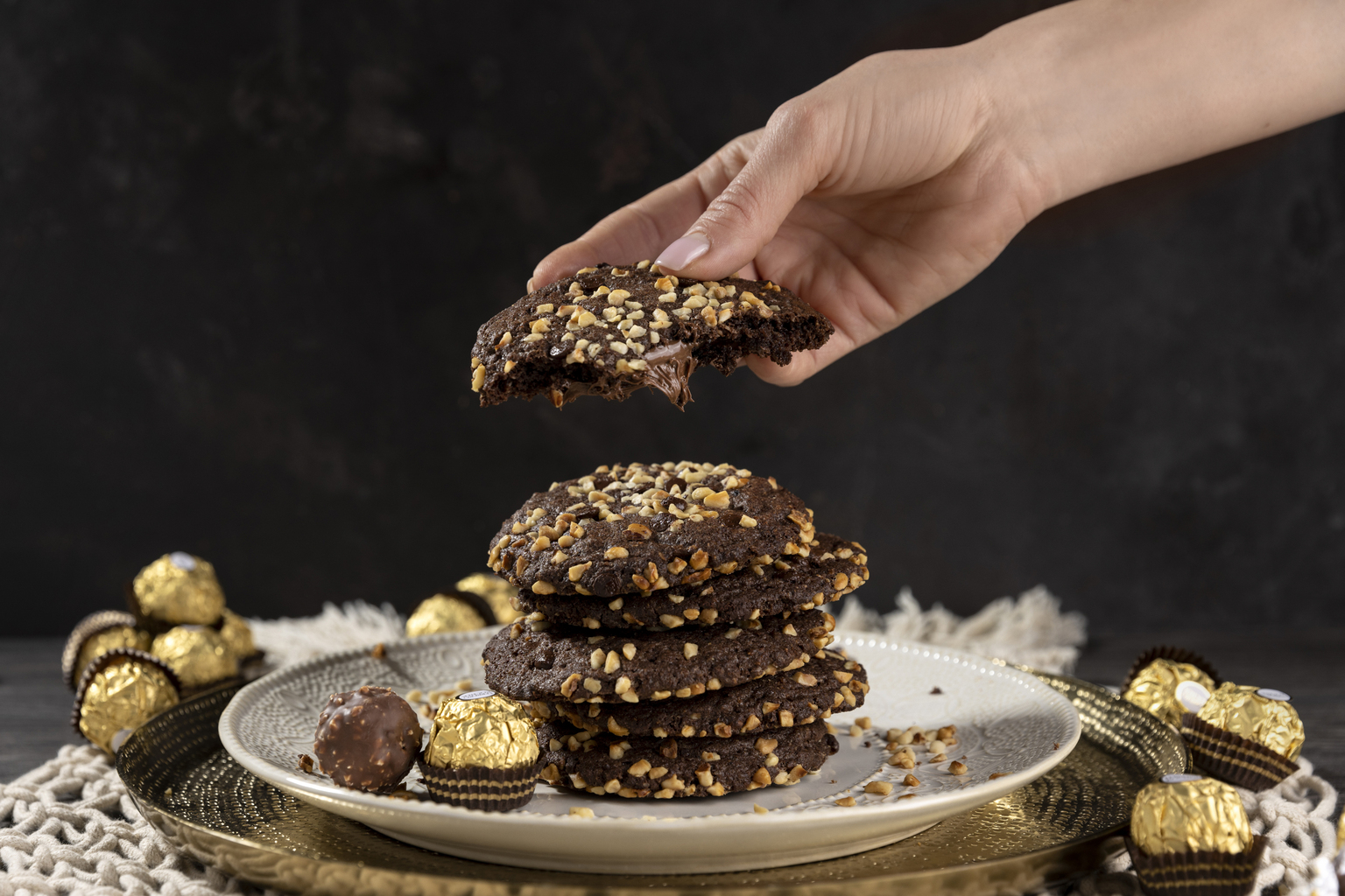 Ferrero Rocher Cookies mit flüssigem Nutella Schokoladenkern | Kenwood Club