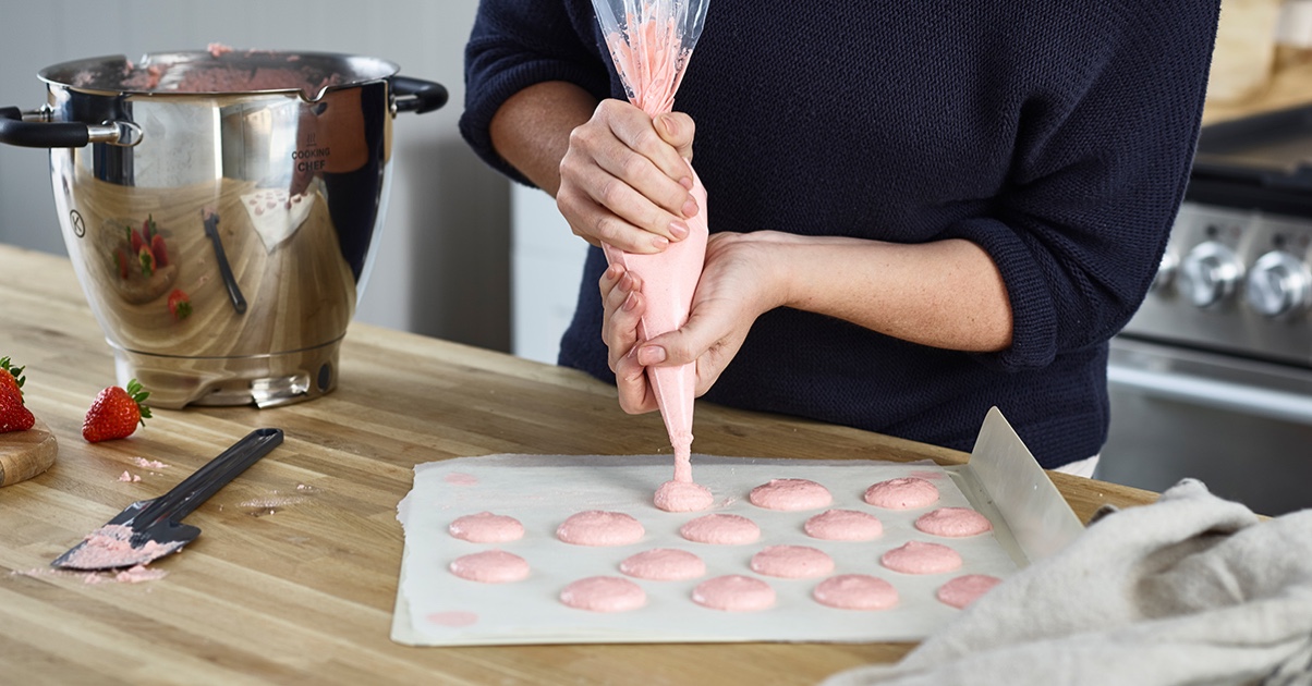 Ricetta macarons alla fragola | Ricette Kenwood Club