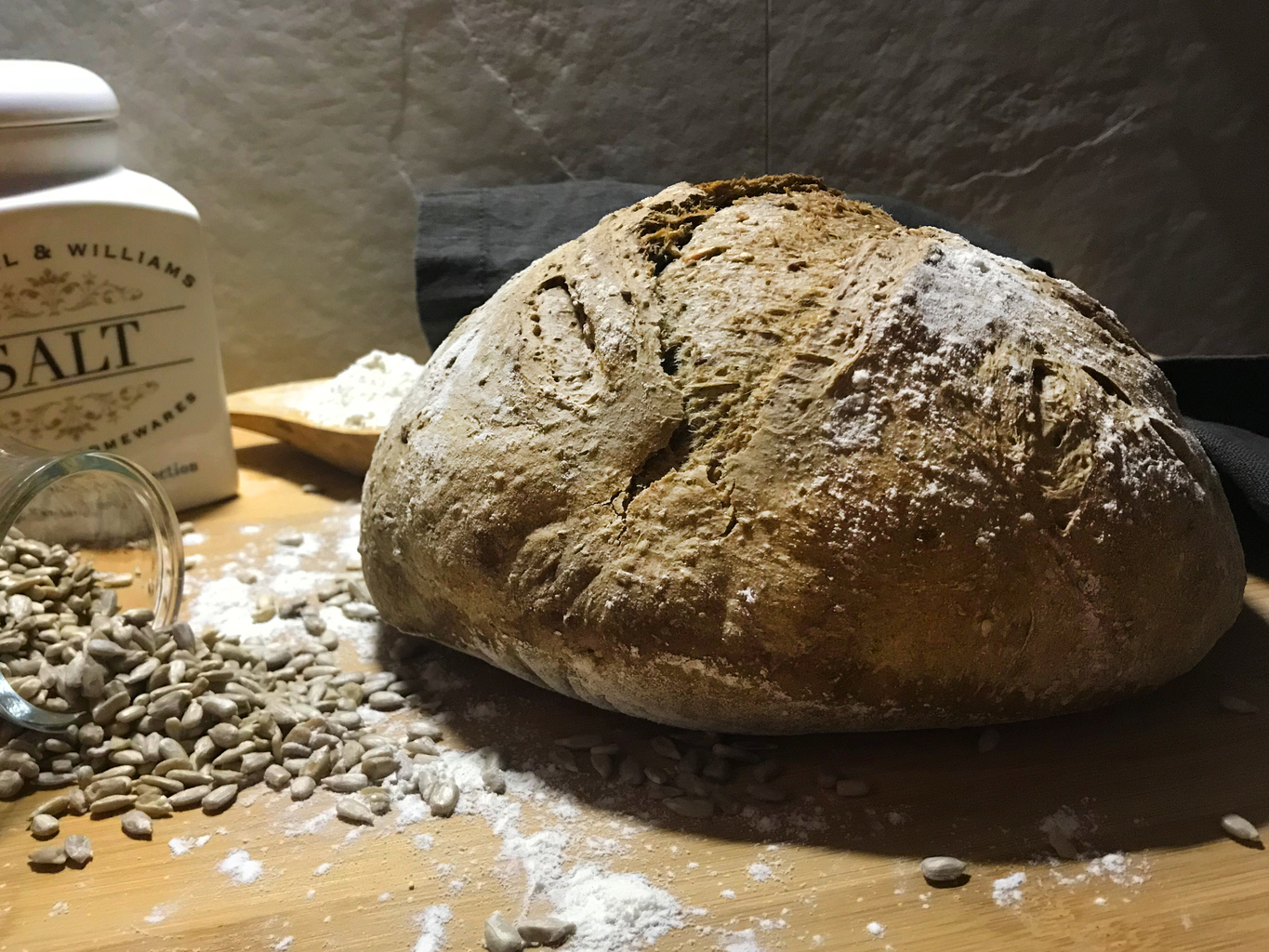 Pane rustico ai semi di girasole | Kenwood Club