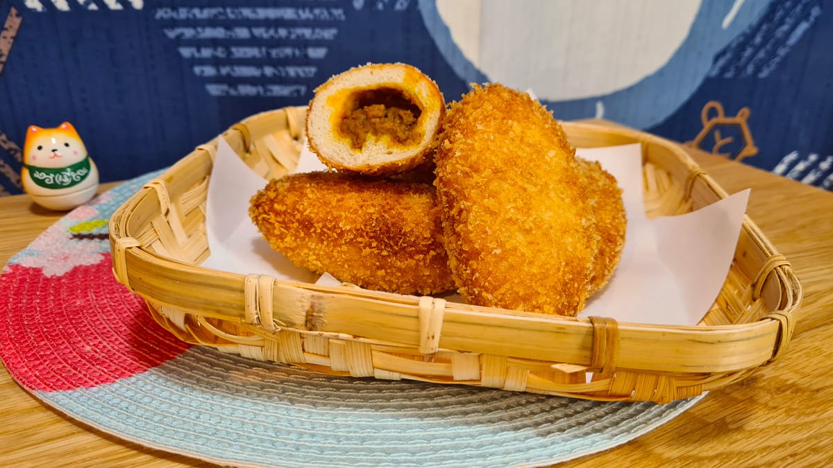 Currypan o Kare Pan (カレーパン) | Kenwood Club